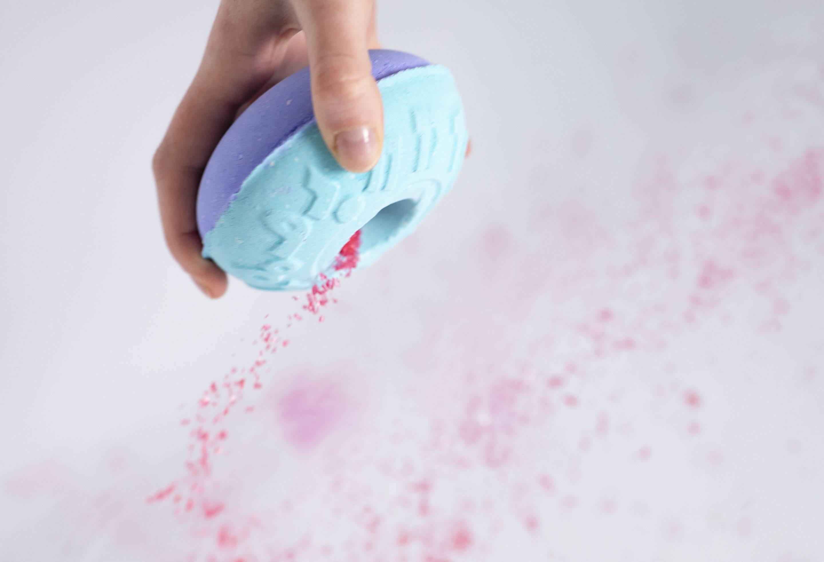 Time To Relax Bath Bomb LUSH